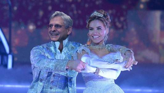 Inspired By 'Tiny House' Episode, Benny Hinn Purchases 15,000-Square ...